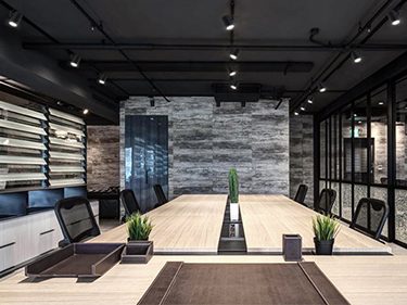 Top 10 LED Commercial Lighting Manufacturers: Best Guide 2025 - XHLUX